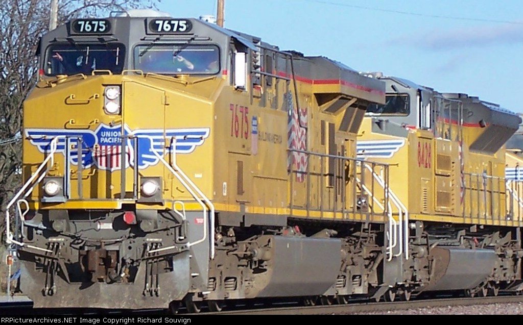 UP 7675 Meets UP 6276 (photo 2 edited with Photoshop)